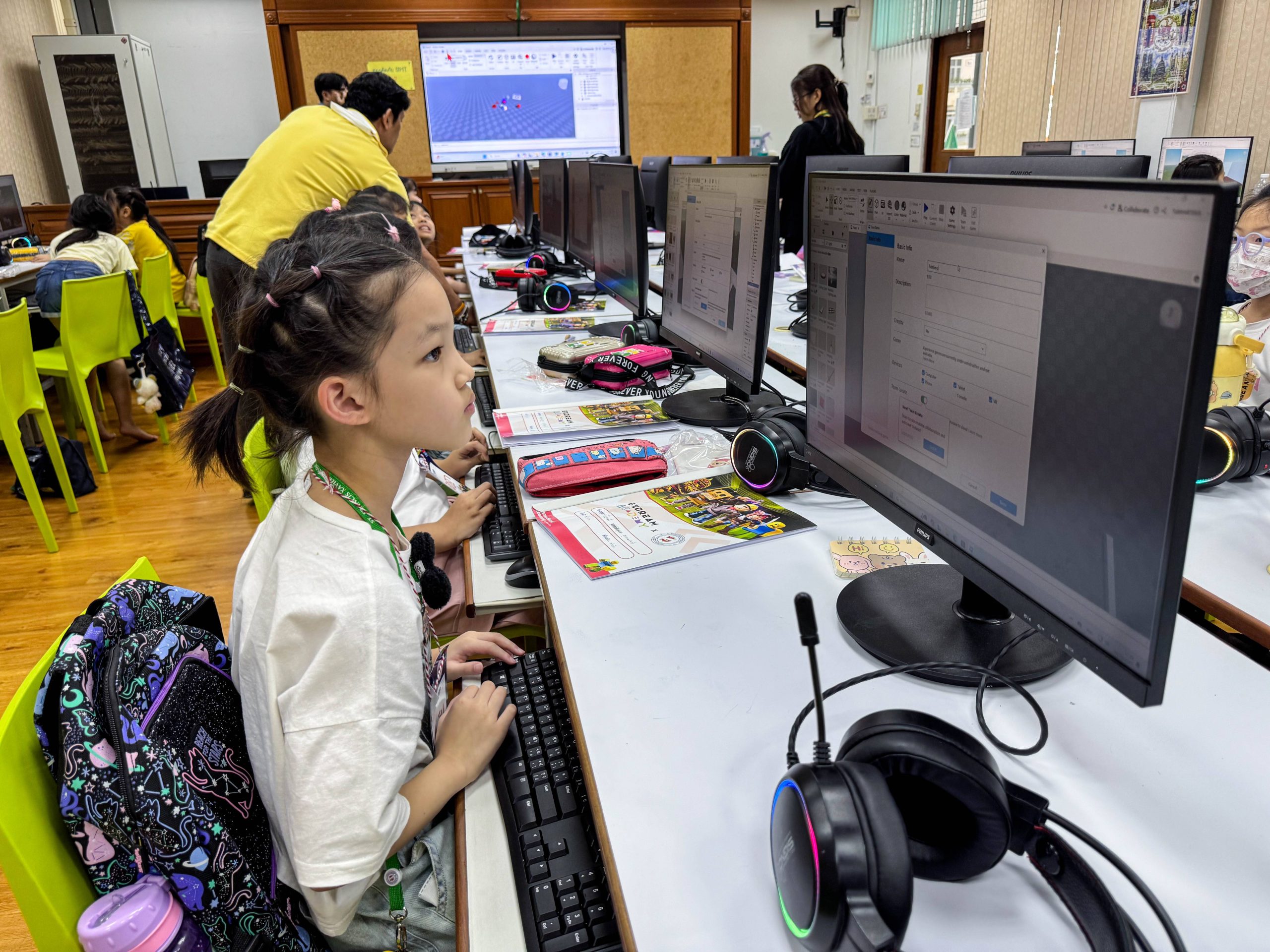 ค่าย Coding with Game Design vi Roblox Studio - St. Francis Xavier Convent